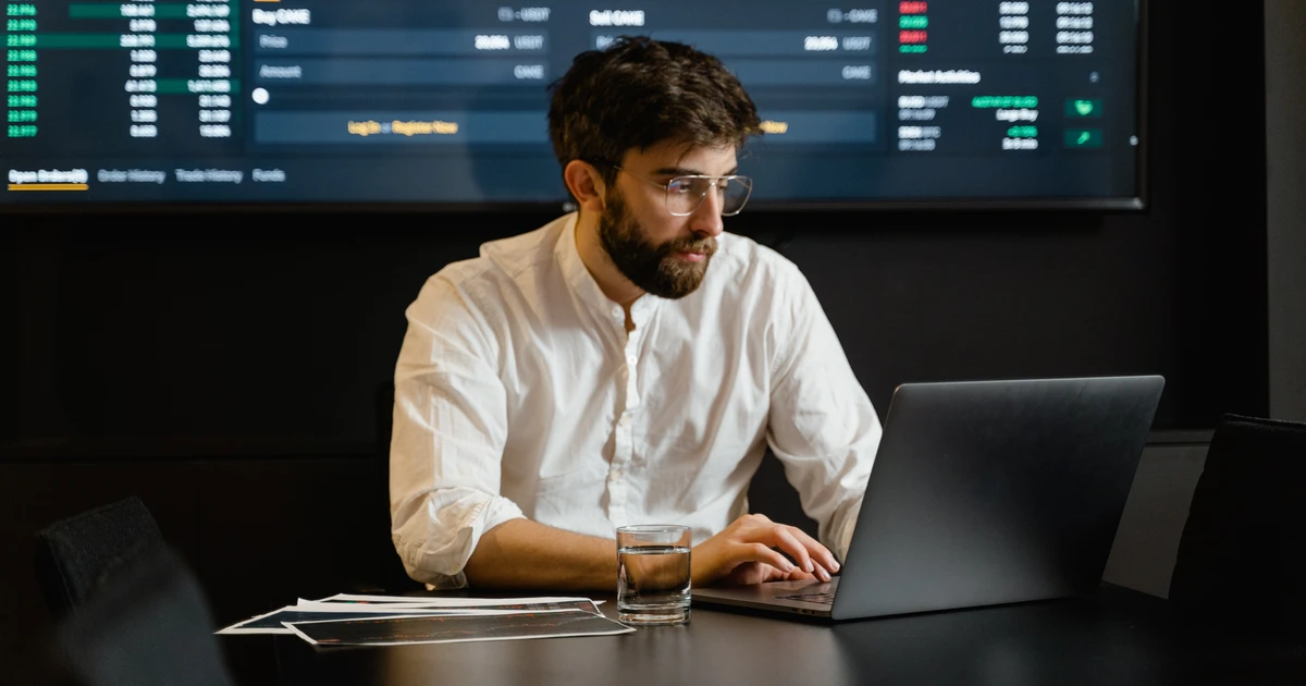 How To Become A Quantitative Analyst And How Much Make?