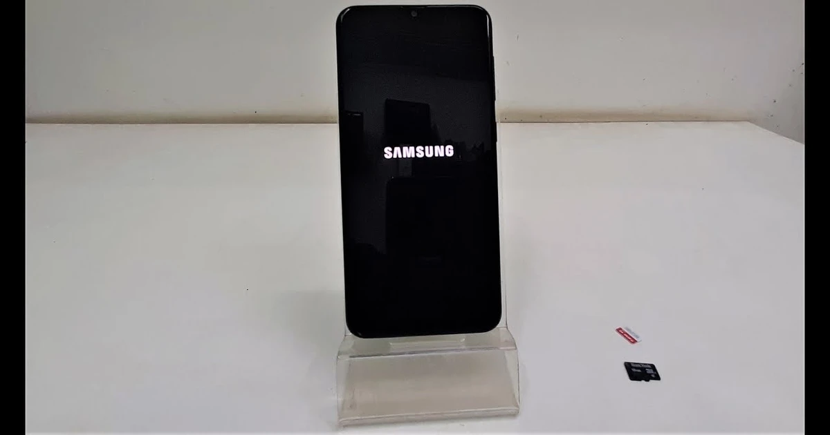 How To Fix The Samsung Logo Boot Loop (7 Possible Solutions)