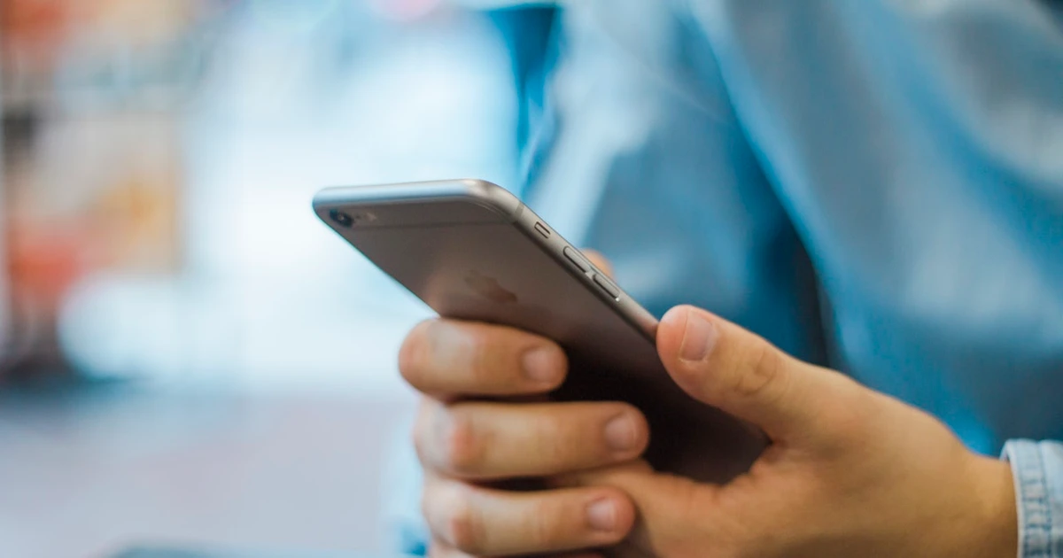 22 Best Jobs You Can Do From Your Phone